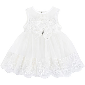 Taffy Baby Girl Christening Baptism Embroidered Dress Gown 6 Piece Deluxe Set 0-3 Months, White