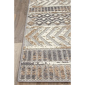Rugshop Distressed Geometric Indoor/Outdoor Area Rug 5' x 7' Beige