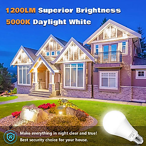 Dusk to Dawn Light Bulbs Outdoor 100 Watt Equivalent, 11W Automatic On/Off Sensor Light Bulb Daylight 5000K, A19 Outdoor LED Light Bulbs Photocell for Porch Garage Yard Security, E26 Base, 4-Pack