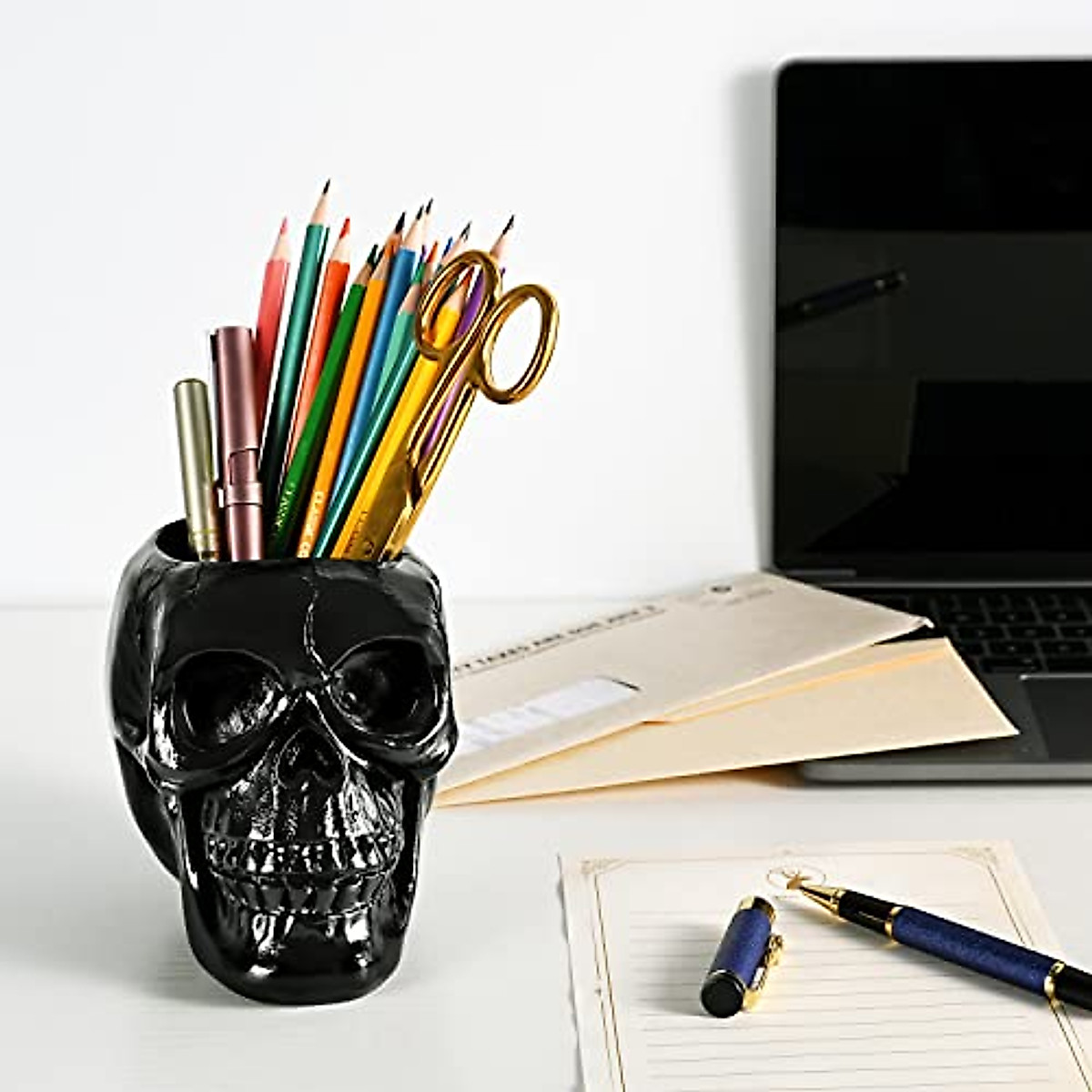 Tofun Black Skull Face Pen Holder Pencil Holder,Makeup Brush Storage Holder,Resin Pencil Cup Stationery Storage for Desktop,Resin Plant Pot,Decorative Skeleton Head Halloween Decor