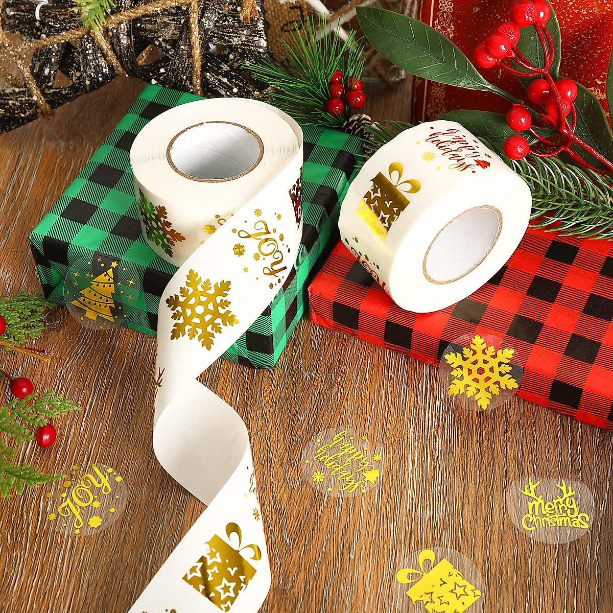 Whaline 1200Pcs Christmas Clear Stickers 6 Styles Foil Gold Transparent Round Label Stickers 1.5in Snowflake Xmas Tree Pattern Stickers for Xmas Envelope Sealing Invitation Greeting Cards Gift Decor