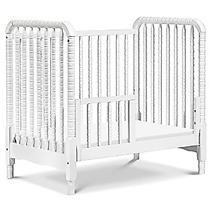 DaVinci Jenny Lind 3-in-1 Convertible Mini Crib in White, Removable Wheels, Greenguard Gold Certified