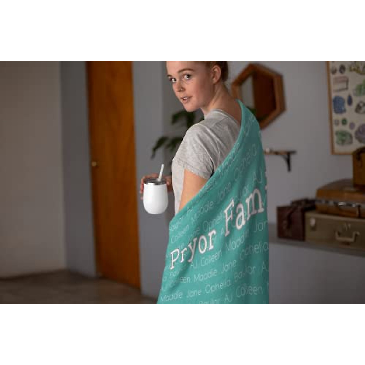 Custom Name Throw Blanket, Personalized King Size Blanket, Mother’s Day Quilt, Graduation Throws Personalized, Personalized Family Name Blanket, Grandma Name Blanket, Great Gift for Birthday, Gigi