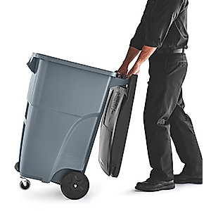 Rubbermaid Commercial Products BRUTE Rollout Step On Trash/Garbage Can with Casters - 32 Gallon - Gray