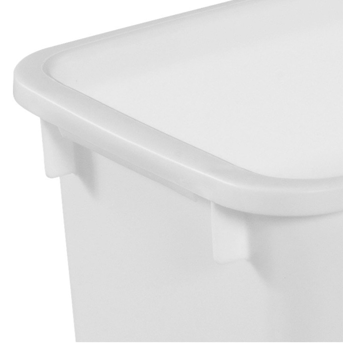 21 Quart Wastebasket in White