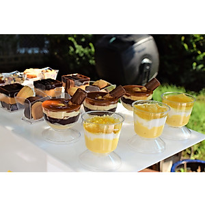 Exquisite Clear Plastic Mini Stemmed Mousse Dessert Cups, Disposable Hard Plastic Tasting Cup With Lid ~ 5 oz ~ (60 Count)