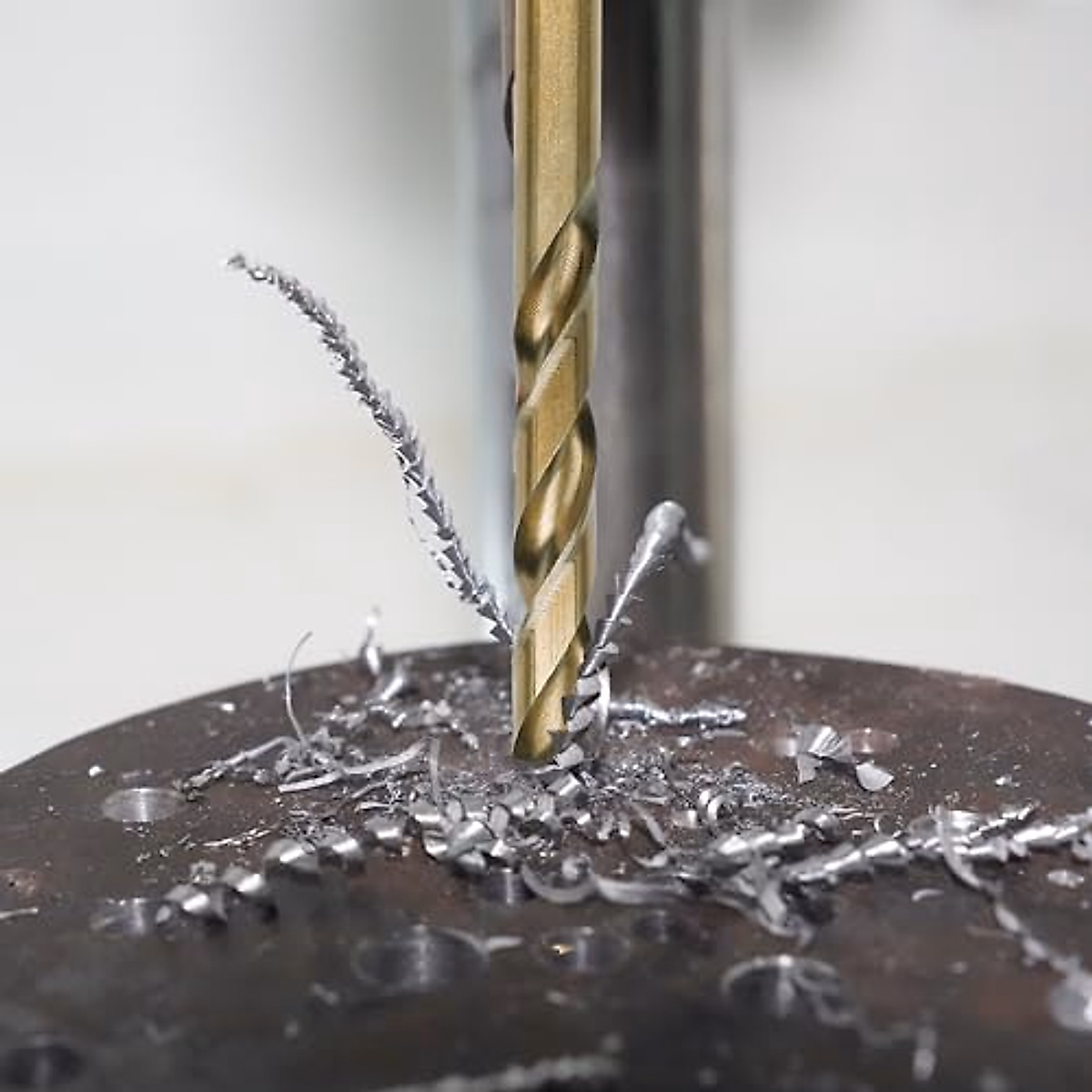 BeHappy Cobalt Drill Bit Set, 115Pcs M35 High Speed Steel Drill Bits, Twist Jobber Metal Drill Bit Set for Hardened Steel, Cast Iron, Plastic, Wood, Indexed Storage Case, 1/16"-1/2", A-Z, 1-60 Amber