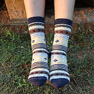 YZKKE 5Pairs Men Wool Socks Thick Thermal Hiking Winter Warm Boot Heavy Soft Cozy Socks for Cold Weather (Mul-2)