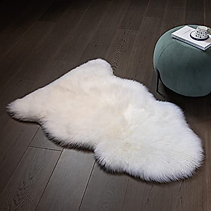 Rustic Home Genuine Sheepskin Rug, ECO-Tan New Zealand Fur Area Rug, Luxury New Zealand Pelts, Naturally Silky Soft Lambskin, Thick & Fluffy, Large for Bedroom & Living Area. (2'x3.25', Ivory)