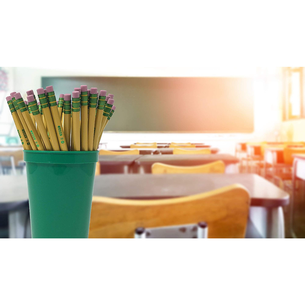 Rolling Sands 16 Oz Reusable Plastic Stadium Cups, Bulk 50 Pk, USA Made, BPA-Free Dishwasher Safe Plastic Tumblers, Translucent Green