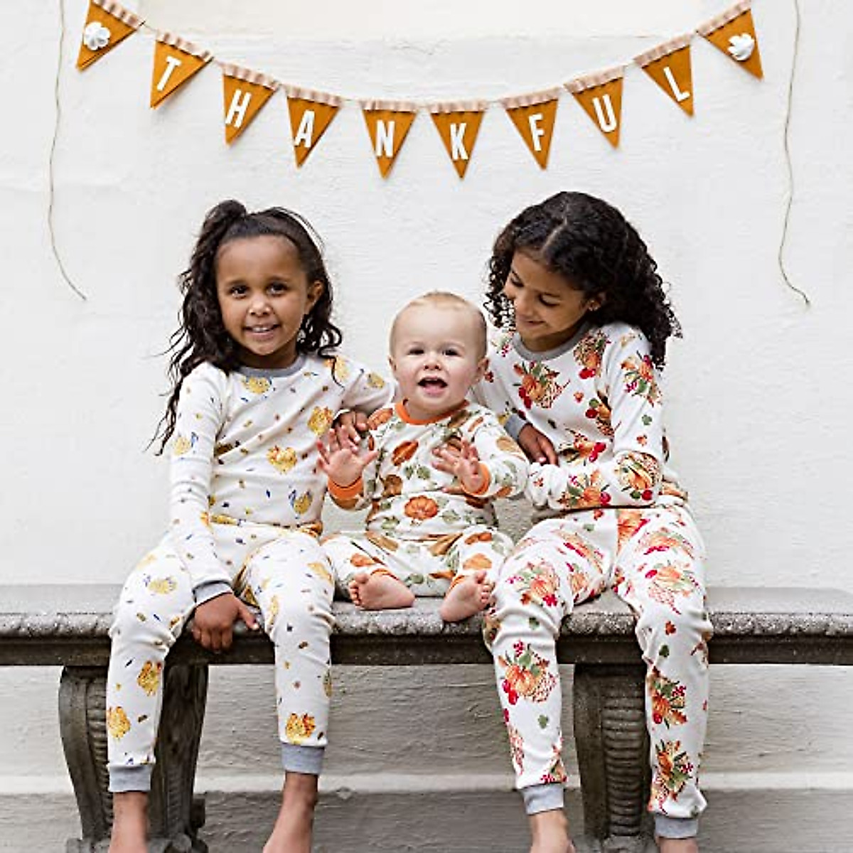 Burt's Bees Baby Baby Boys' PJ Set, Tee and Pant 2-Piece Pajamas, 100% Organic Cotton, Turkey Trot, 12 Months