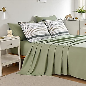 Davulos Boho Stripe Comforter Set Queen Size 7 Piece Bed in a Bag, White Sage Green Patchwork Striped Comforter and Sheet Set, Soft Microfiber Complete Bedding Set for All Season(Green,Queen)