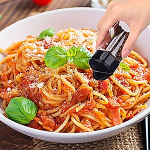 Mimorou 40 Pack Plastic Spice Jar with Shaker Seasoning Containers 3.5 oz Container Black Lids Jars for Kitchen Storing Powder