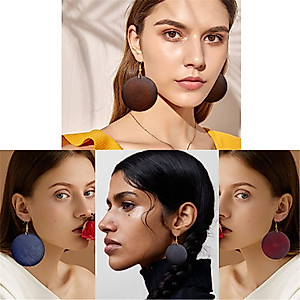 MALOYANVE African Wooden Earrings for Women Unique Ethnic Vintage Bohemian Nature Handmade Wooden Dangle Drop Earrings Lightweight Boho Retro Geometric African Teardrop Wood Statement Earrings Jewelry Gifts (4 Pairs Dark Round Wood)