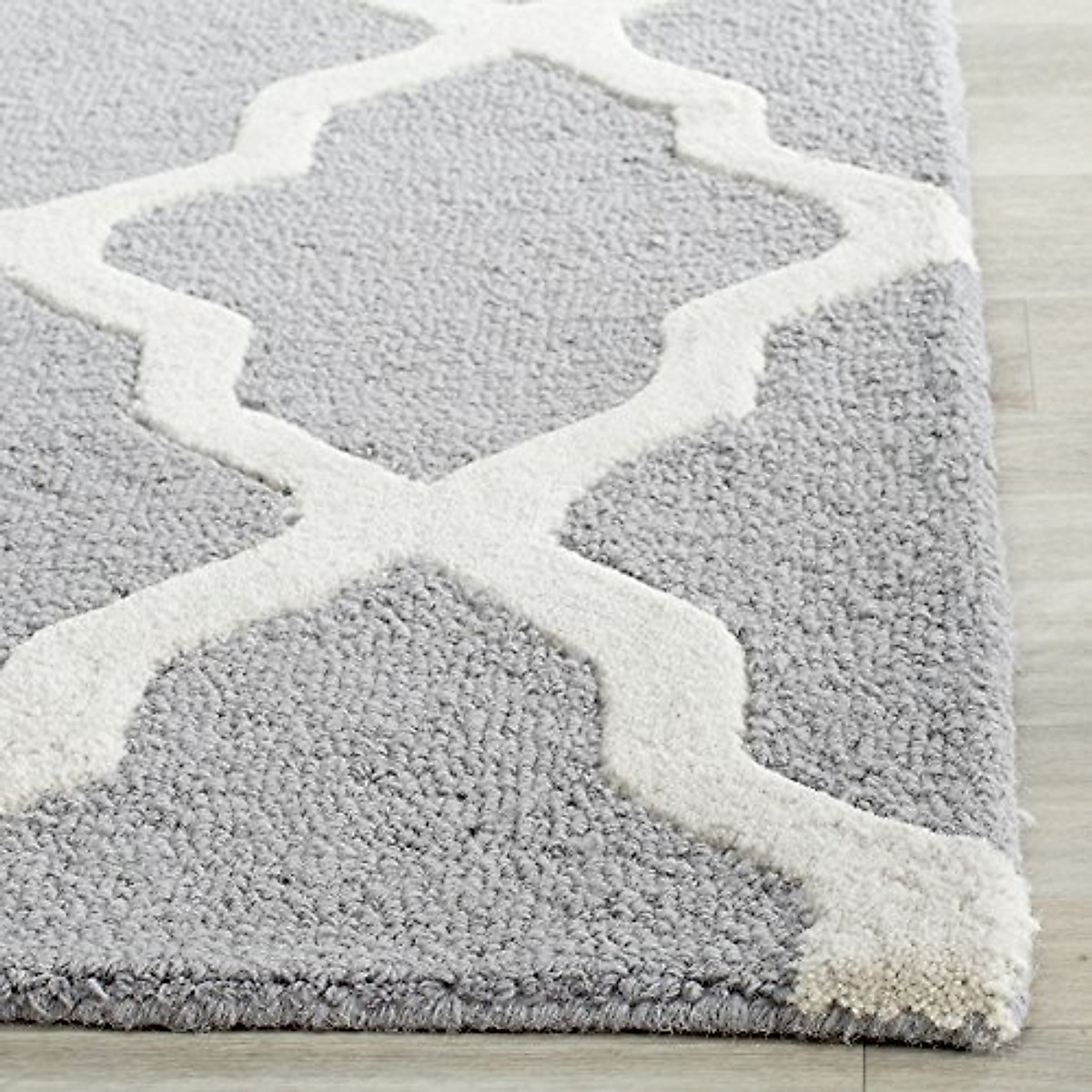 SAFAVIEH Cambridge Collection 2' x 3' Light Pink / Ivory CAM121M Handmade Trellis Premium Wool Accent Rug