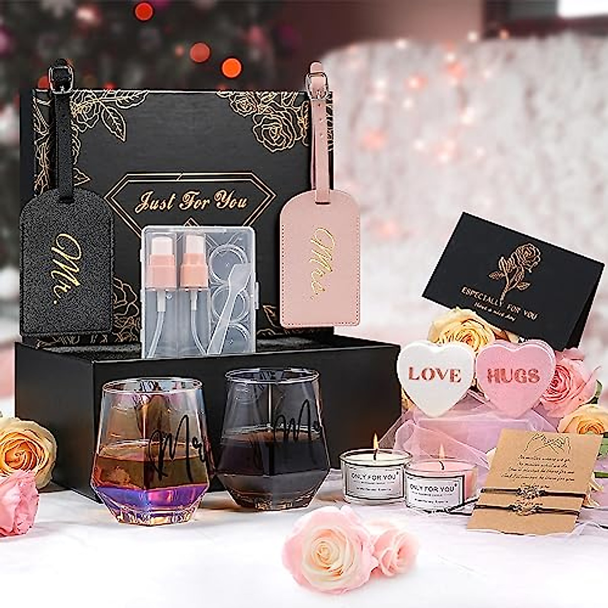 Dardeor Wedding Gifts for Couple, Engagement Gifts for Couples, Mr and Mrs Gifts, Newlywed Gifts for Couples, Bridal Shower Gift, Bride To Be Gifts, honeymoon gifts, Honeymoon Essentials, Just Married