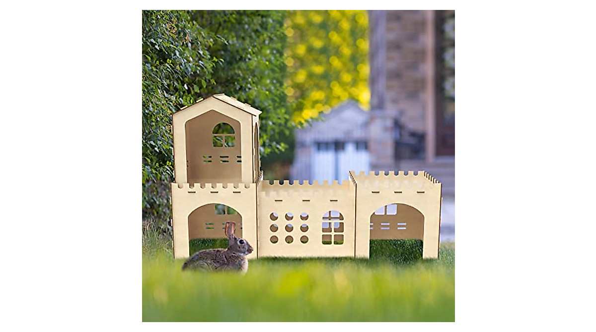 Woiworco Extra Large Rabbit Castle Hideout for Pets