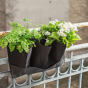 Navaris Hanging Outdoor Planters - Pack of 4 Plant Hangers for Balcony Deck Patio Porch Railing Garden Plants Herbs Flowers - 3 Pocket Felt Planters