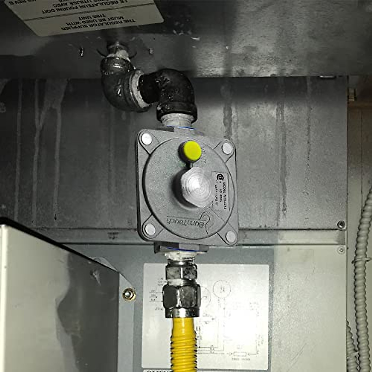 MENSI Natural Gas Pressure Regulator with 3/4" FNPT Thread, 1/2 PSIG Inlet Pressure and 4"-10" WC Outlet For Grill, Stove Range Pipe Lines