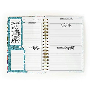 Women's Prayer Journal: A Christian Devotional for a Year of Praise, Gratitude, and Reflection