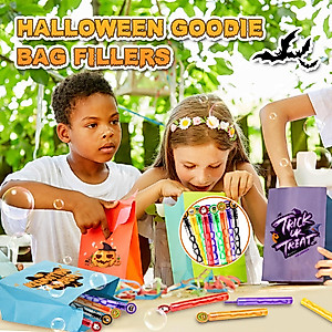 60 Pcs Halloween Bubble Wands Party Favors for Kids Halloween Treats Goodie Bag Stuffers Pinata Fillers, Mini Bubbles Bulk Halloween Toys Gifts Classroom Prizes for Toddlers Boys Girls Party Supplies