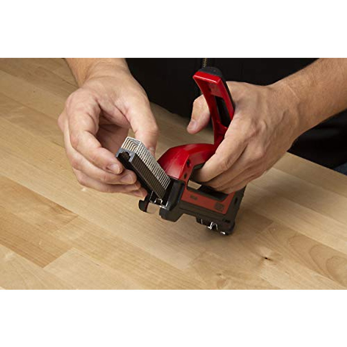 Gardner Bender MPS-2125 CableBoss Staple, ½ Inch., Secures Coax: RG-6, (NM) Non-Metalic Cable: 10/2, 12/3, CAT 5e and 16/4 Speaker Wire, 200 Pk., Black