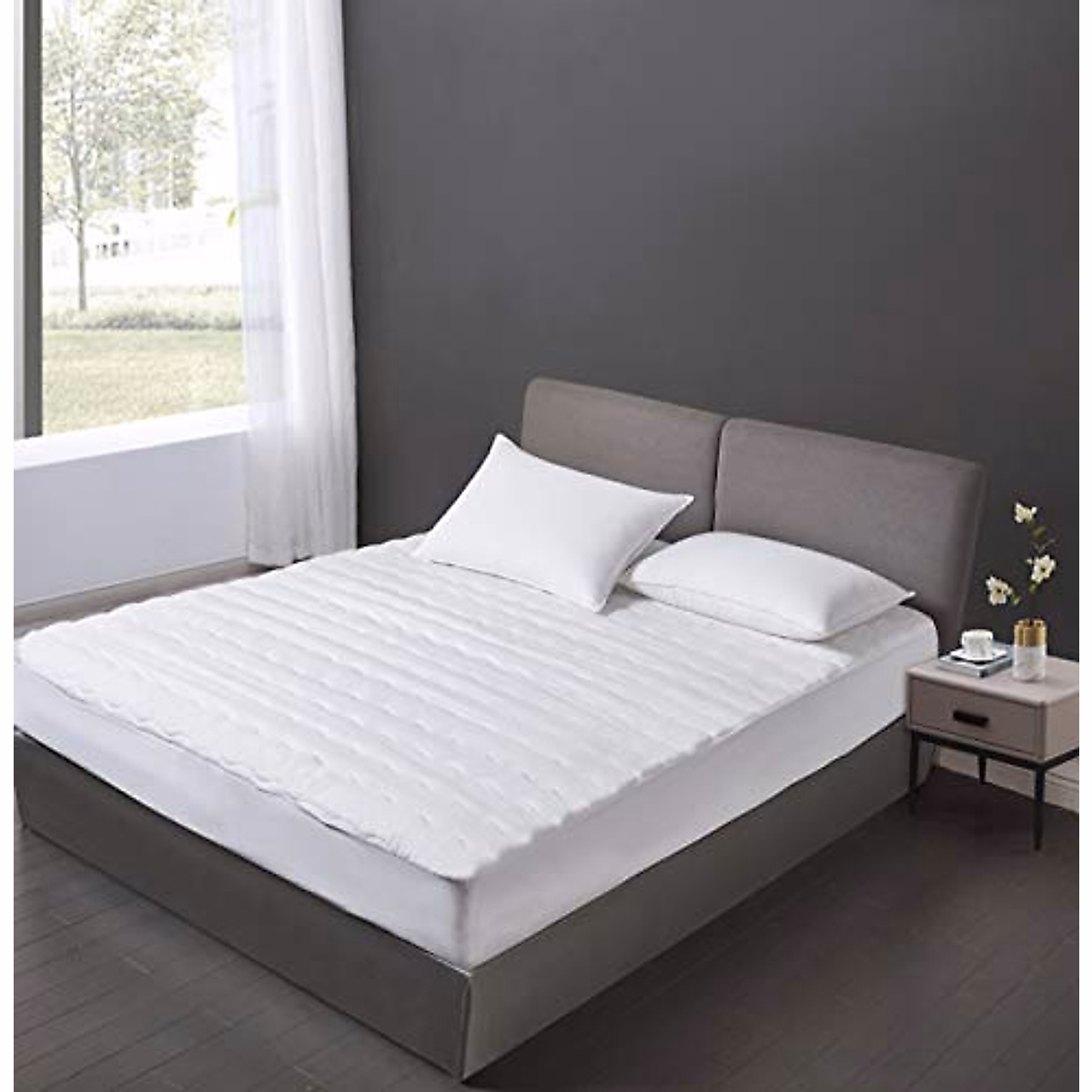 kathy ireland Microfiber Waterproof Mattress Pad (Topper) -18'' Stretchable Pocket, King, White