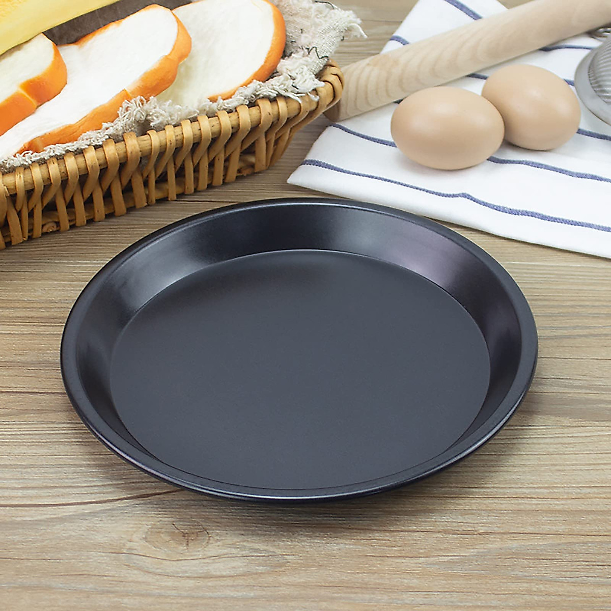 2 PCS Pizza Pan for Oven Non-Stick Bakeware Aluminum alloy Thicken Round 6 inch Pizza Tray Pizza Bakeware Set Nonstick Kitchenware Baking Pan for Restaurant Home Pizza Baking Dishwasher Safe