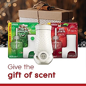 Glade PlugIns Refills Air Freshener Starter Kit, Scented and Essential Oils for Home and Bathroom, Pine Wonderland, 3.35 Fl Oz, 1 Warmer + 5 Refills