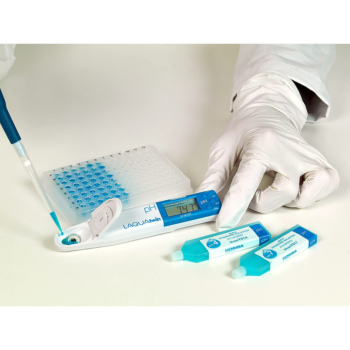 HORIBA LAQUAtwin pH 11 and EC 11 Bundle