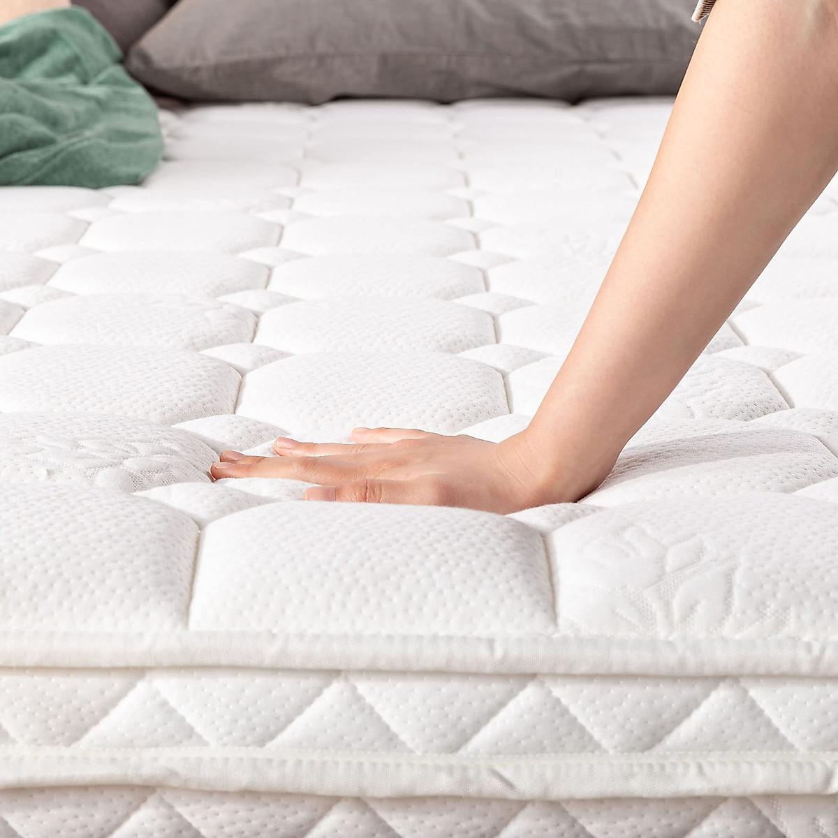 Best Price Mattress 10 Inch Euro-Top Pocket Spring-Mattress - Motion Isolation Individually Encased Pocket Springs, Comfort Foam-Top, CertiPUR-US Certified Foam, Twin