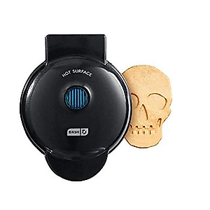 DashTM Skull Mini Waffle Maker in Shimmer