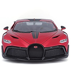 Bburago Bugatti Divo 1/18 Diecast Model Car 11045 Red, (18-11045MTRD)