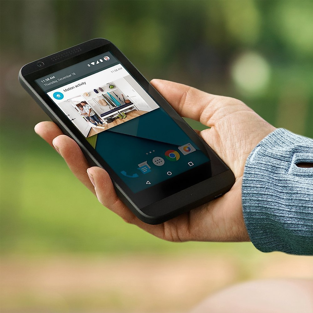 Google Nest Indoor Security Camera Pack of 3 Bundle with Deco Gear 2 Pack WiFi Smart Plug (5 Items)