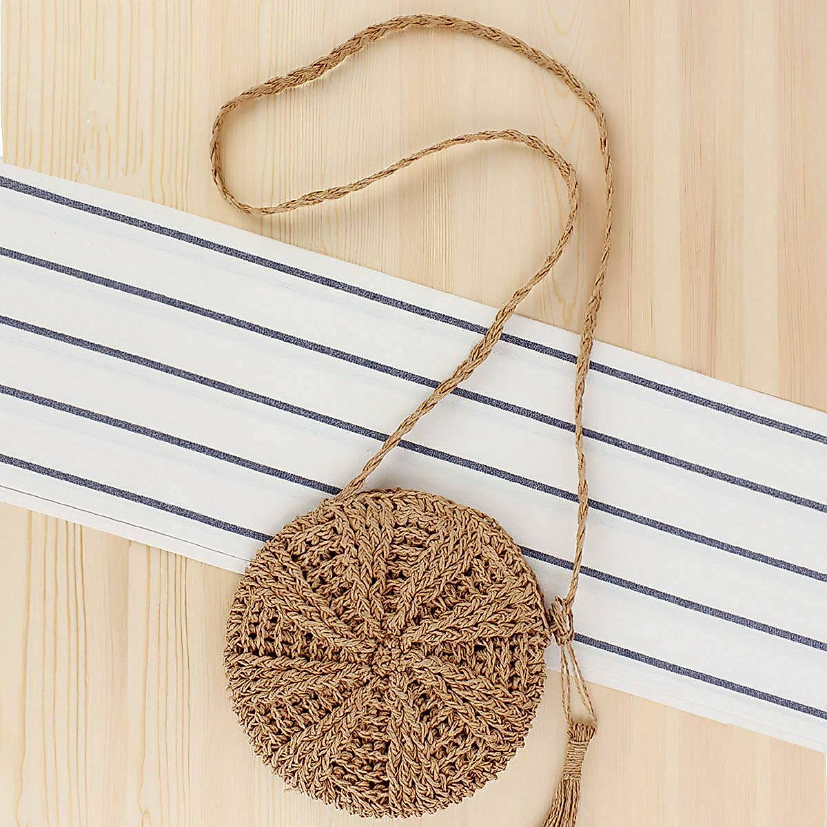 YADIRF Summer Women Straw Crossbody Bag Bohemian Handbag Tassels Crochet Beach Handbag For Daily Use Beach Travel (Light Brown)