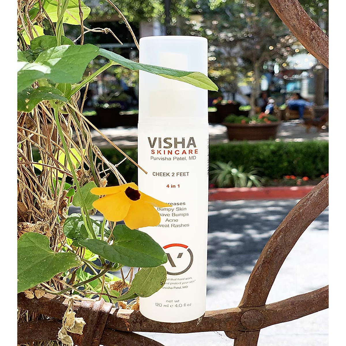 Visha Skincare Cheek 2 Feet 4 in 1 Body Spray for Men and Women, Decreases Bumpy Skin and Shave Bumps, Blemishes and Sweat Rashes, Aluminum Free Deodorizing Mist for Daily Use and After Workout 4fl oz