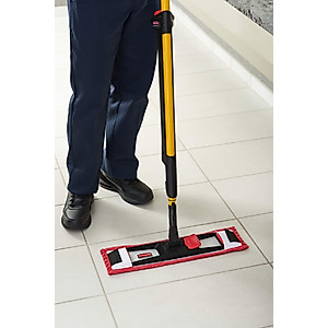 Rubbermaid Commercial Products Microfiber Adaptable Flat Mop Pad, Red, Removes Viruses & Bacteria, Washable, for Heavy-Duty Cleaning on Hardwood/Tile/Laminated Floors in Kitchen/Lobby/Office, Large