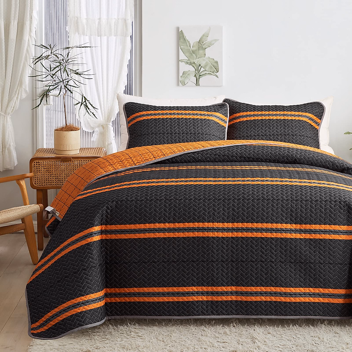 Flysheep Modern Boho Quilt Set Full Queen Size, 3 Pcs Bright Orange Striped on Black Bedspread, Soft Microfiber Coverlet for All Season - 1 Quilt and 2 Pillow Shams