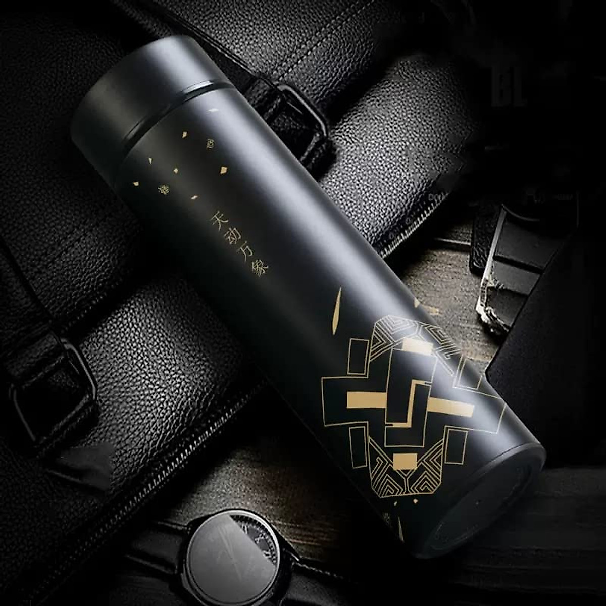 SOOVI Genshin Impact Water Bottle with LED Temperature Display Hu Tao/KeLi/Zhongli Double Walled Vacuum Insulated Water Bottle,Leak Proof Keep Cold and Keep Warm 12H 16.9 oz/500ml (Hu Tao)