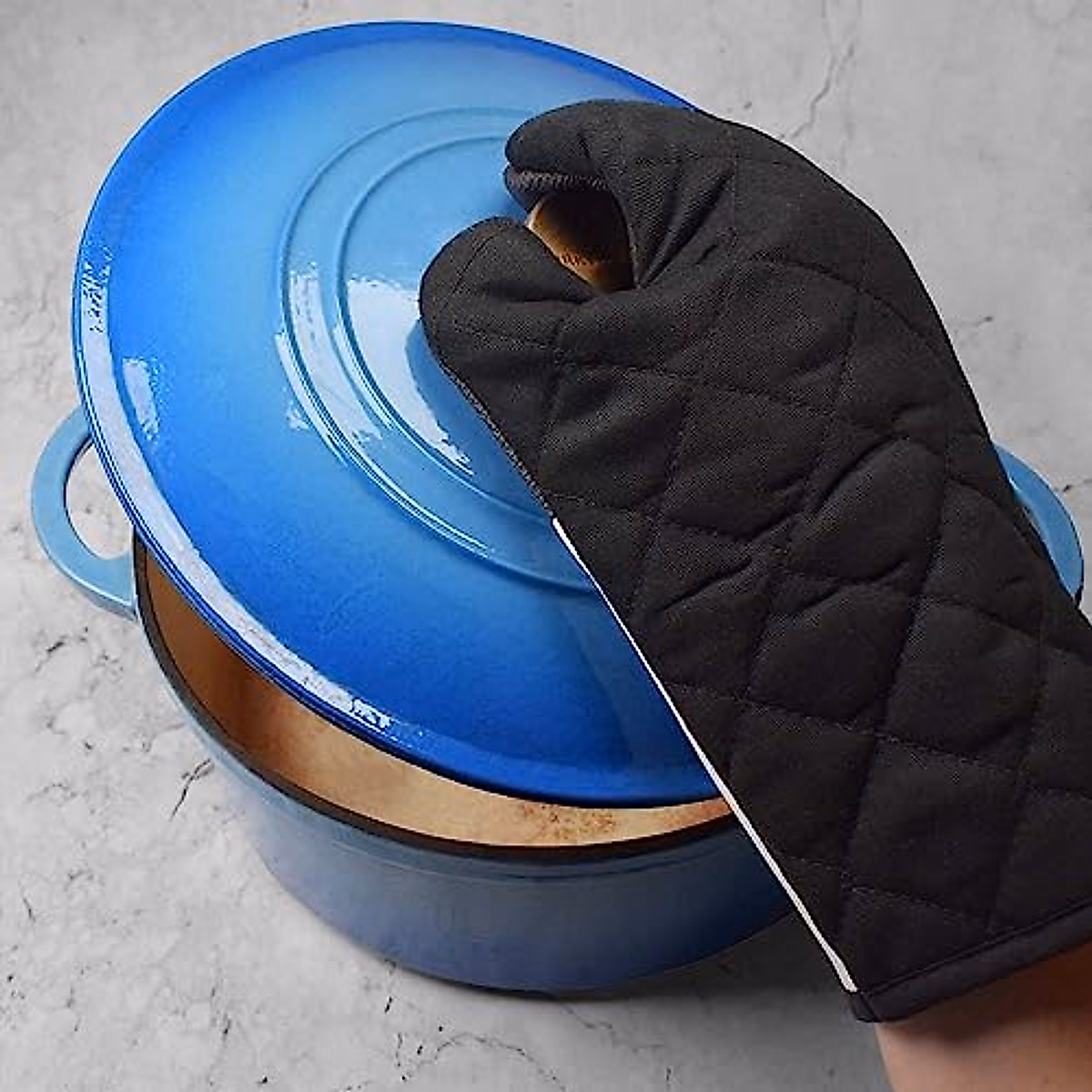 'Camera Drone' Oven Glove/Mitt (OG00016739)