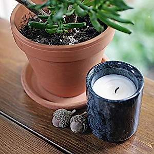 Willow Lane Home Soy Candles in 6 Scents in White or Black Marble Vanilla in Black/Grey Marble