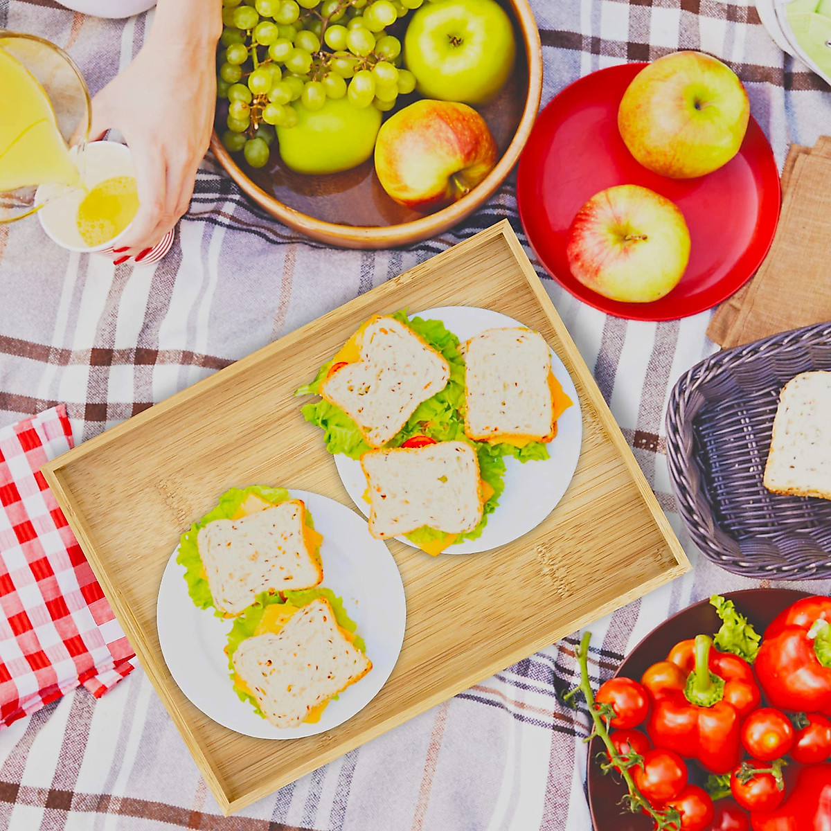 HEITICUP Bamboo Serving Tray-One Piece Set of Bed Tray Coffee Table with Handles, Kitchen Trays for Party, Serving Breakfast Pastries, Eating, Snacks, Mini Bars
