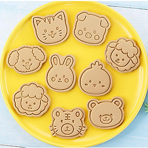 8 Pieces Cute Animals Cookie Cutters Animal Plastic Cookie Stamps Rabbit Cookie Mould Press Bear Cookie Mould Set Baking Kitchen Tools (Animals A)