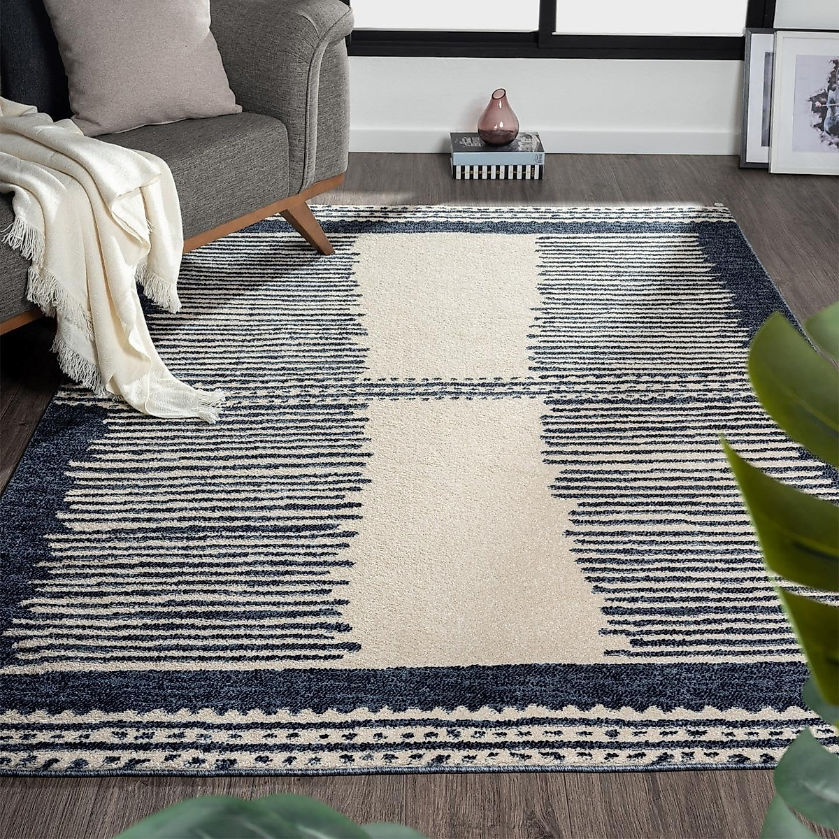 LUXE WEAVERS Moroccan Geometric Navy 6x9 Area Rug