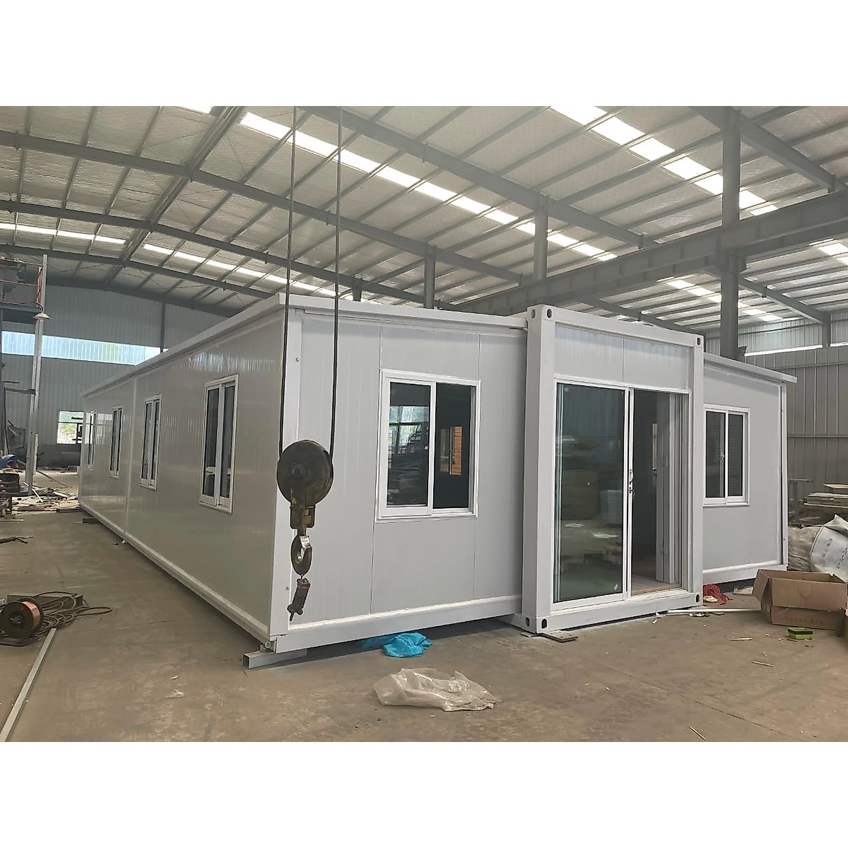 20ft/40ft Modular Cheap Convenient Folding Expandable House 3 Bedrooms and Living Room