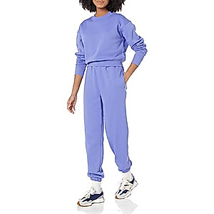 Amazon Essentials Women's Cropped Drop Shoulder Sweatshirt (Available in Plus Size), Purple Blue, Small