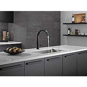 Delta Faucet Keele Matte Black Kitchen Faucet Black, Kitchen Faucets with Pull Down Sprayer, Kitchen Sink Faucet, Faucet for Kitchen Sink, Magnetic Docking Spray Head, Matte Black 19824LF-BL