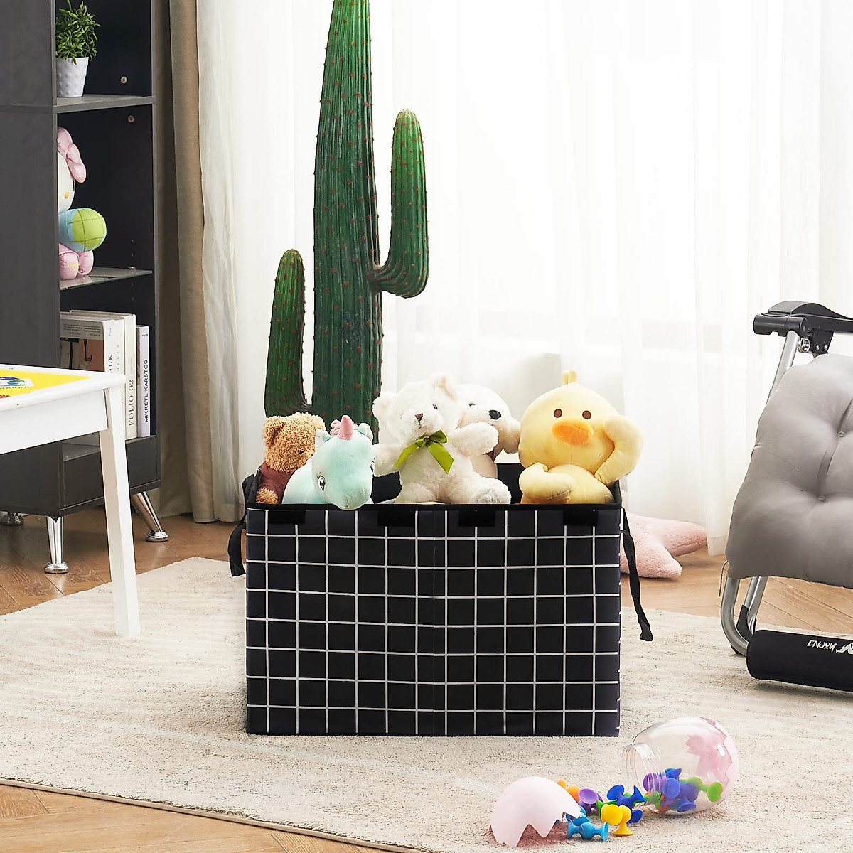 Kids Toy Box Chest with Flip-Top Lid, Large Collapsible Sturdy Toy Organizer for Girls and Boys, Storage Trunk for Playroom, Nursery (82L, Blackwhite)