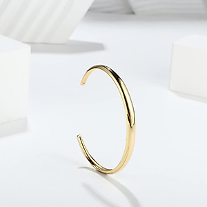 HAIAISO Gold Bracelets 18K Gold Plated Twisted Chunky Bangle Bracelet Plain Polished Adjustable Cuff Bangle Bracelet for Women