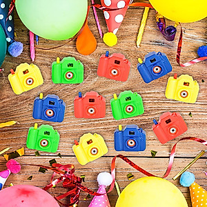 ArtCreativity Mini Plastic Animal Camera Viewers, Set of 12, Children’s Pretend Play Prop with Images in Viewfinder, Fun Birthday Party Favors, Goodie Bag Fillers, Holiday Prize for Boys and Girls